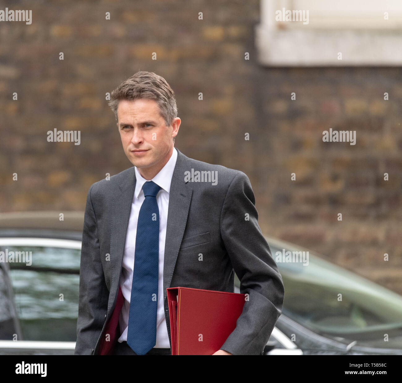 Former defence secretary gavin williamson hi-res stock photography and ...