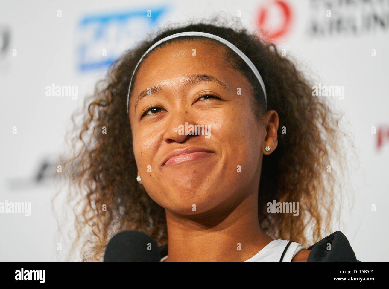 Stuttgart, Germany. 23rd Apr, 2019. Naomi OSAKA, JPN smile at the press ...