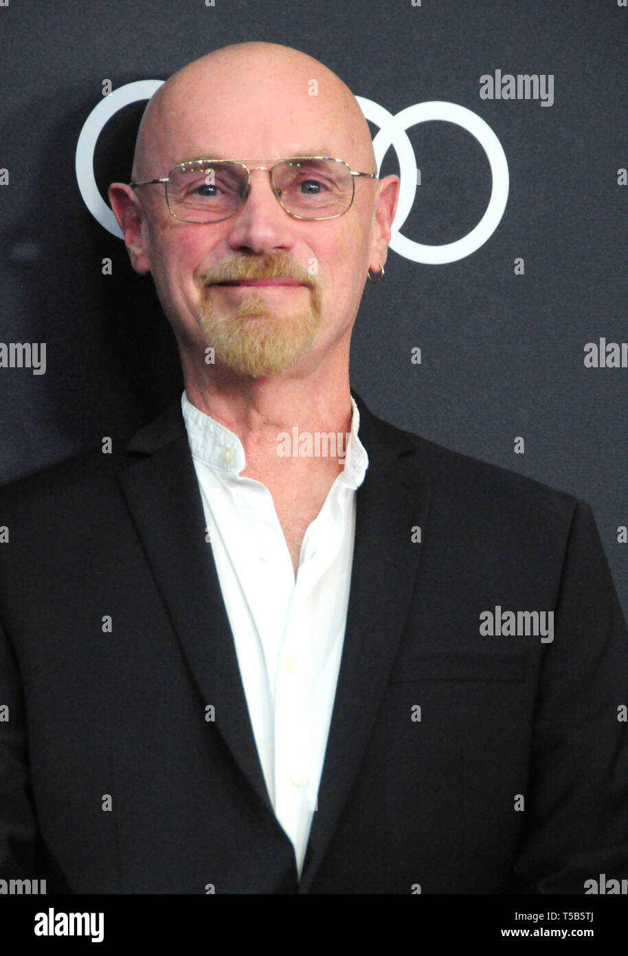 Jim Starlin's Instagram, Twitter & Facebook on IDCrawl