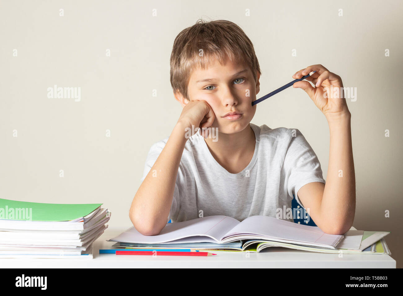 Learning difficulties child hi-res stock photography and images - Alamy