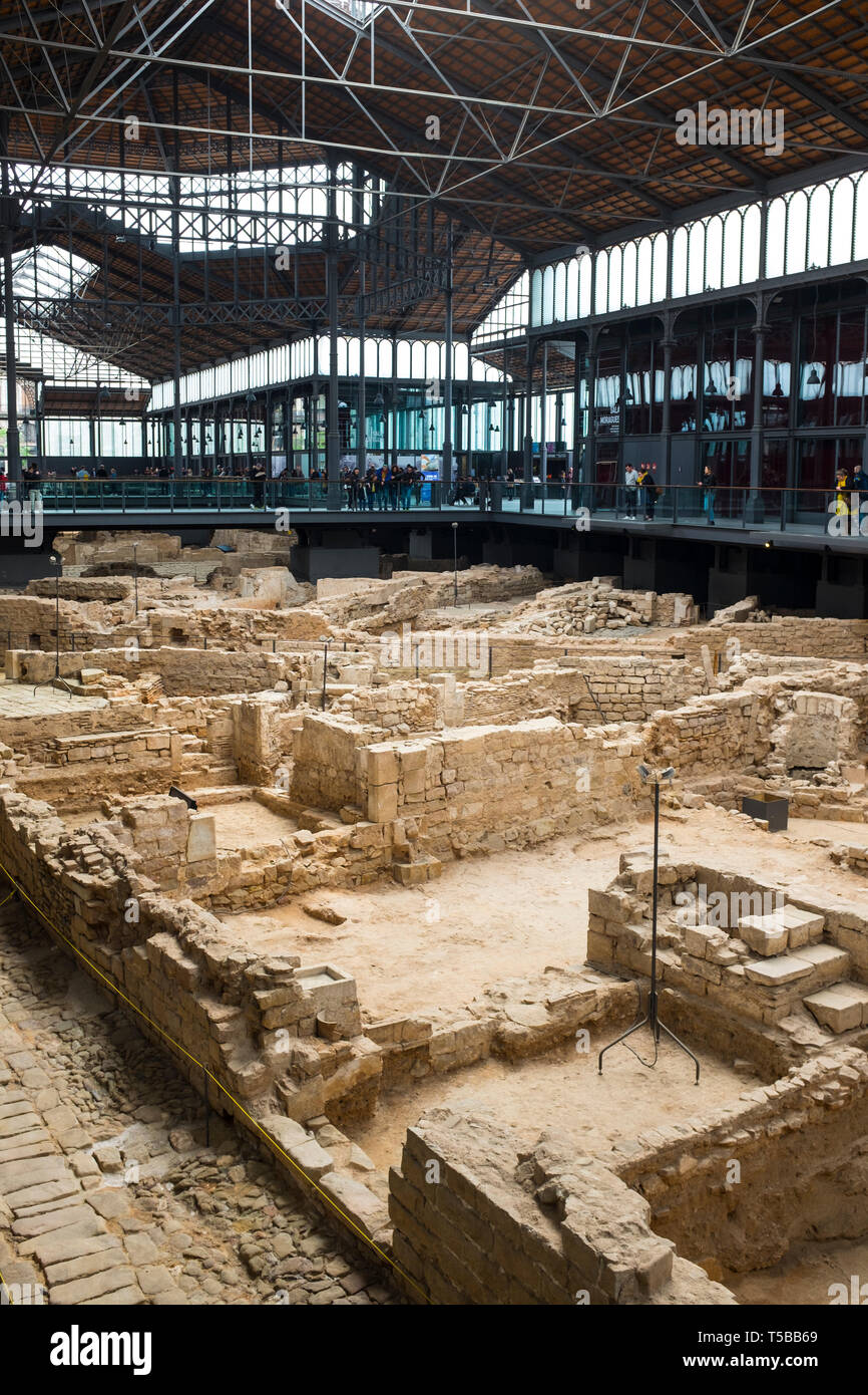 Mercat, Mercado del Born, Barcelona, a former public market, now a ...