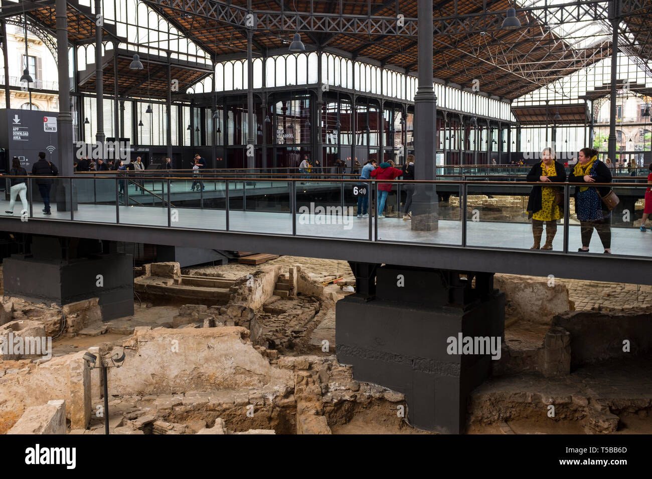Mercat, Mercado del Born, Barcelona, a former public market, now a ...