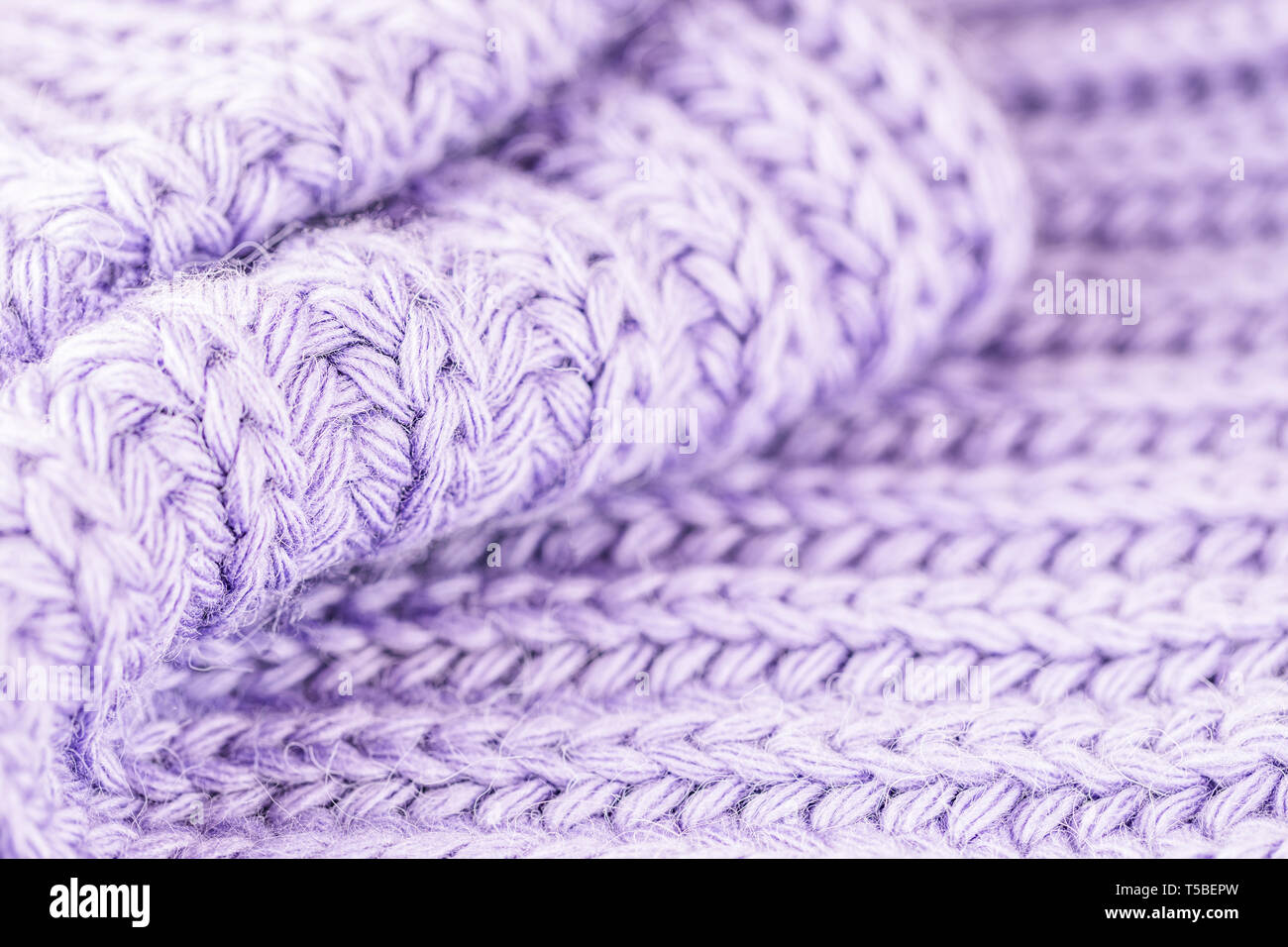 Purple knitwear texture hi-res stock photography and images - Alamy