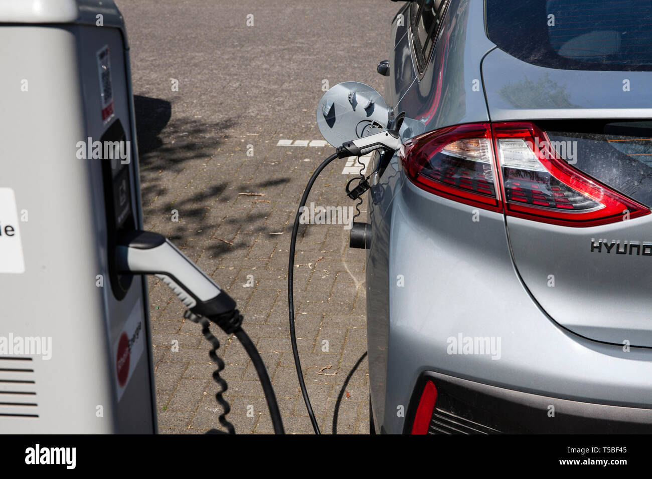 Hyundai ioniq charging hi-res stock photography and images - Alamy
