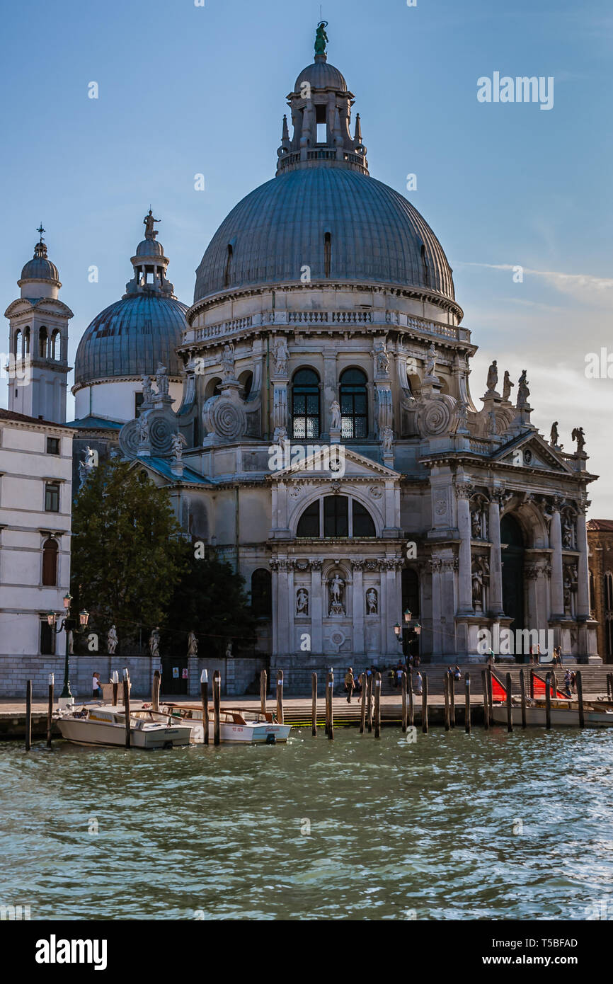 Basilica di Santa Maria della Salute, Venice Stock Photo - Alamy
