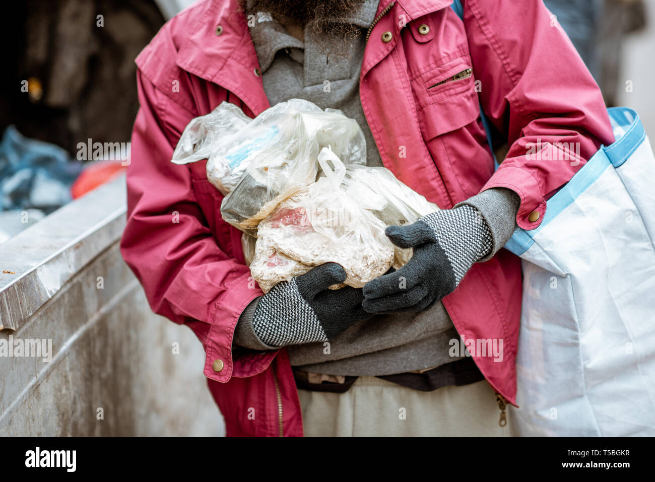 Person food beggar hi-res stock photography and images - Alamy