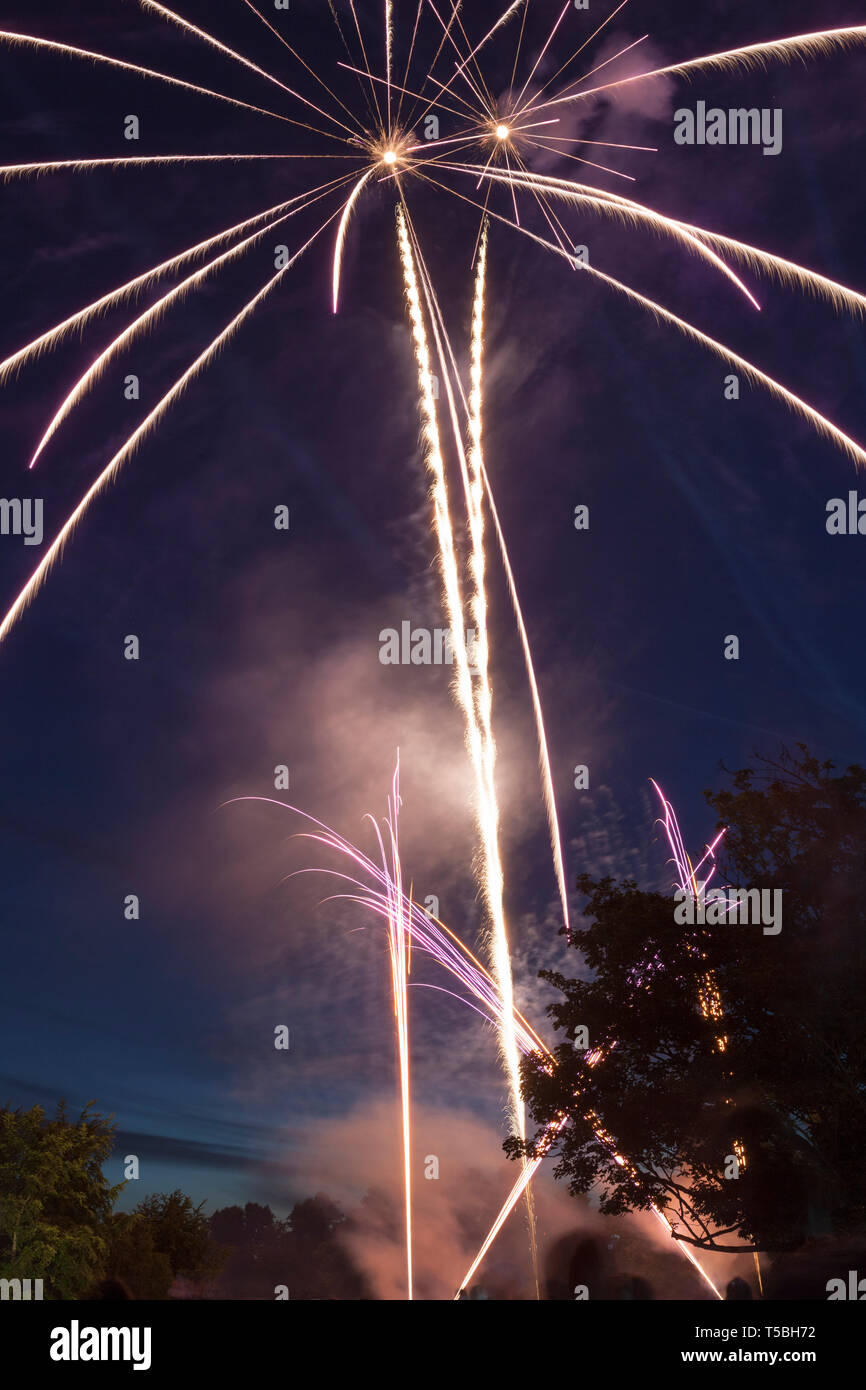 Professional fireworks display hi-res stock photography and images - Alamy