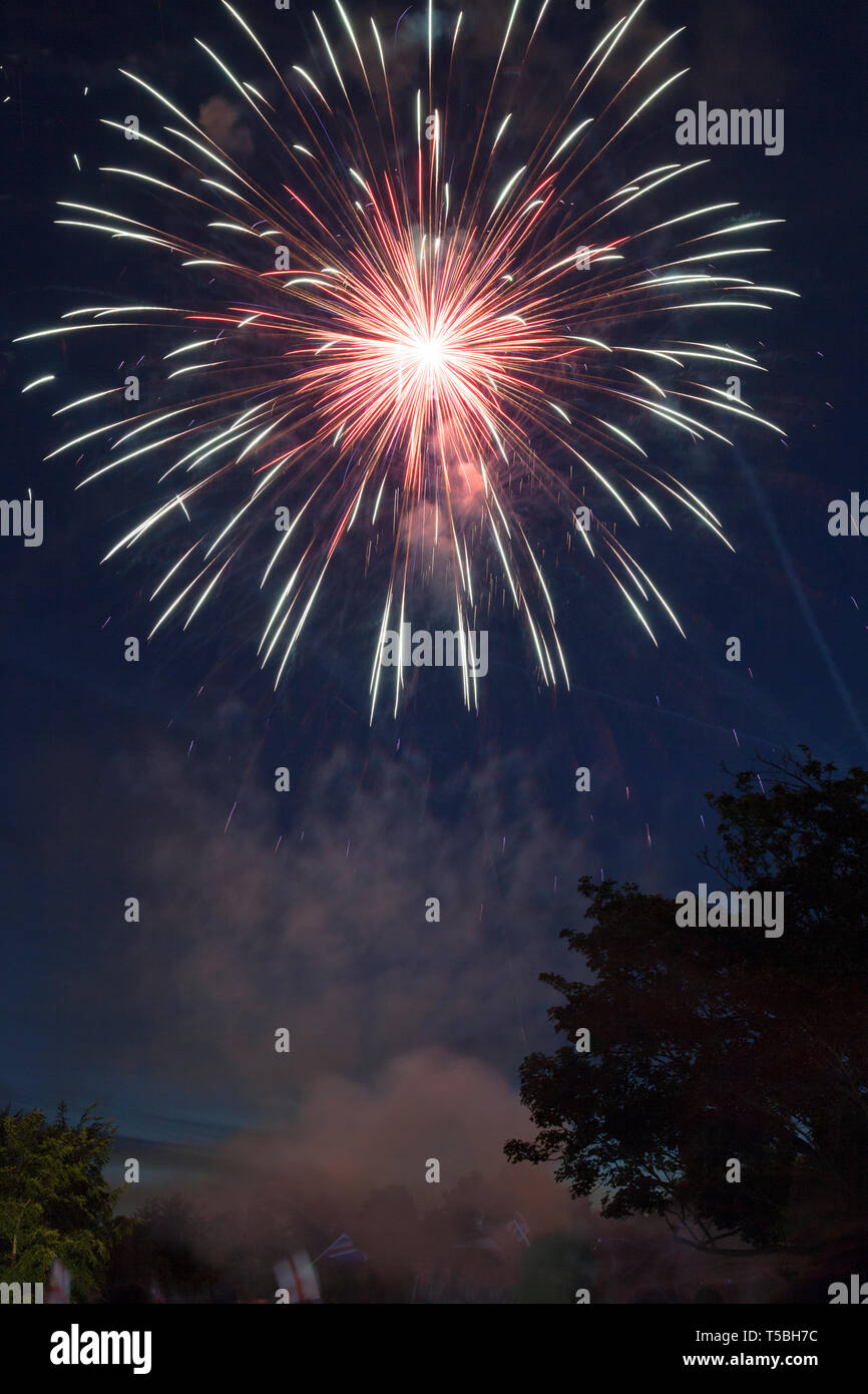 Professional fireworks display hi-res stock photography and images - Alamy