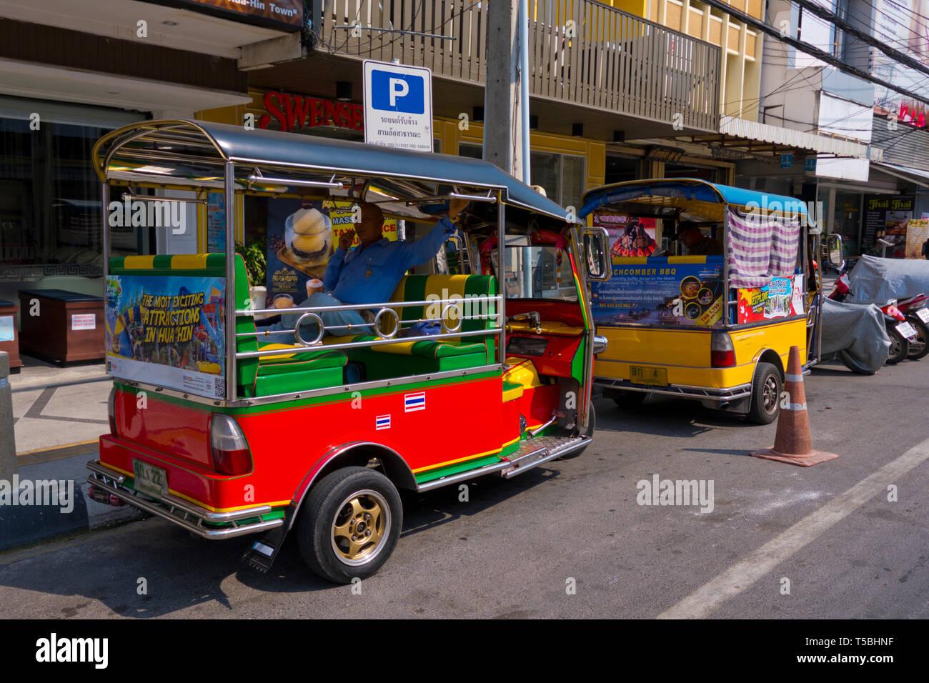 Tuk tuks thailand hi-res stock photography and images - Alamy