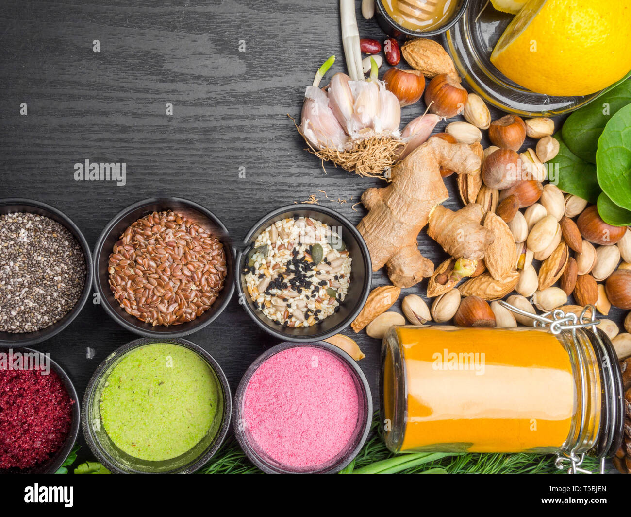 ginger, garlic, lemon, nuts, pirulina, spinach mix of seeds - health ...