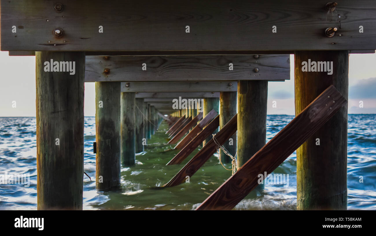 Ocean bridge hi-res stock photography and images - Alamy