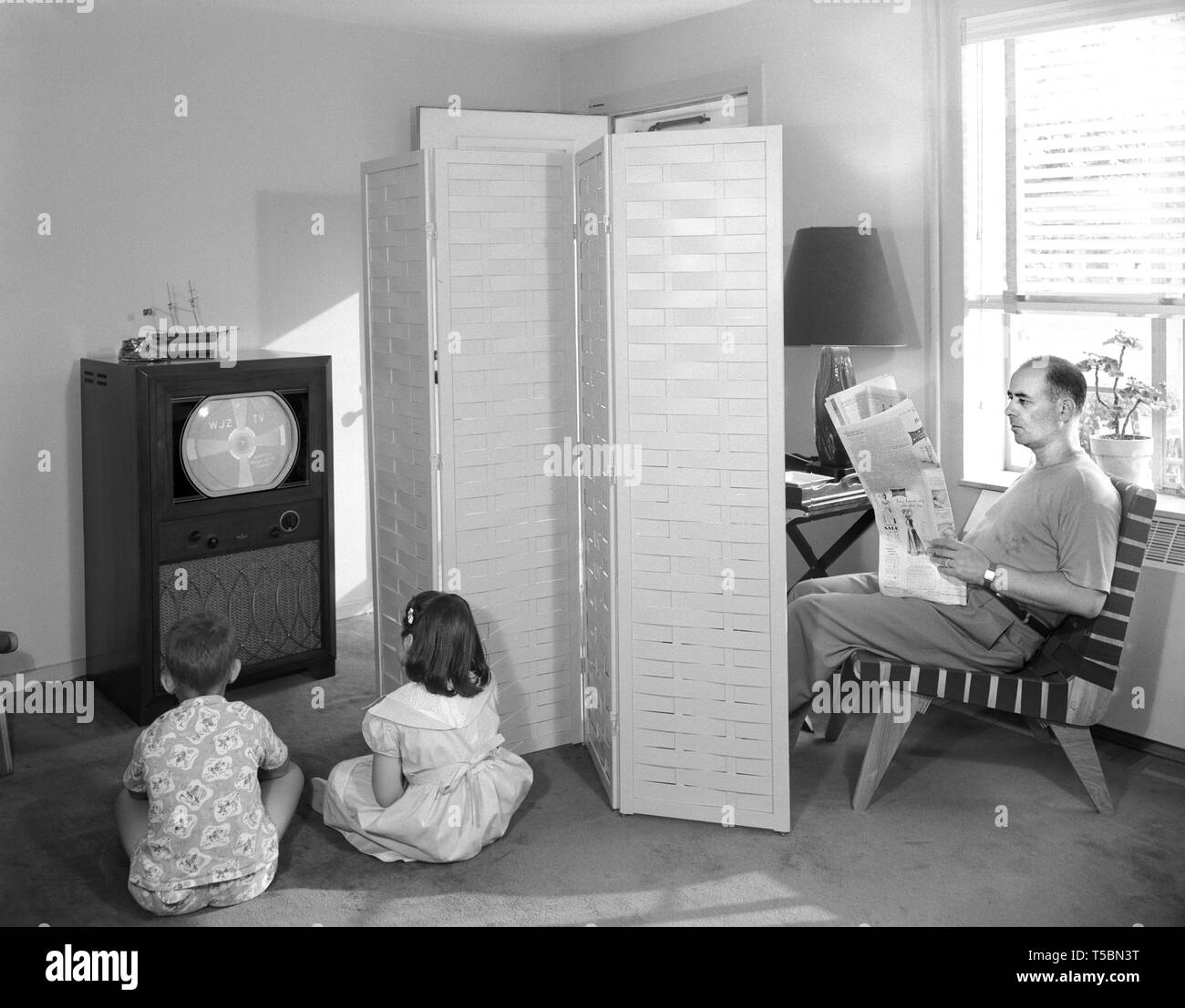 1950 tv hi-res stock photography and images - Alamy