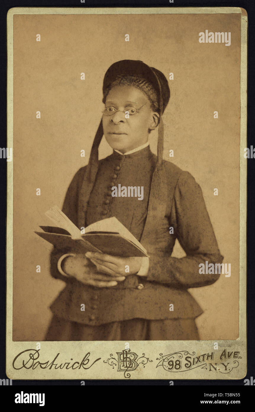 1880s woman hi-res stock photography and images - Alamy