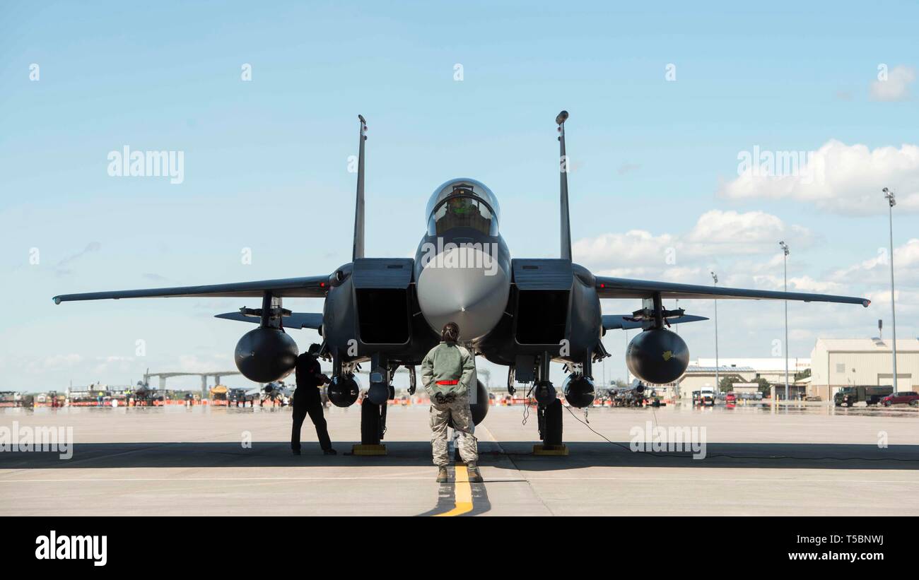 Aircrew from the 391st Fighter Squadron return from a six month ...