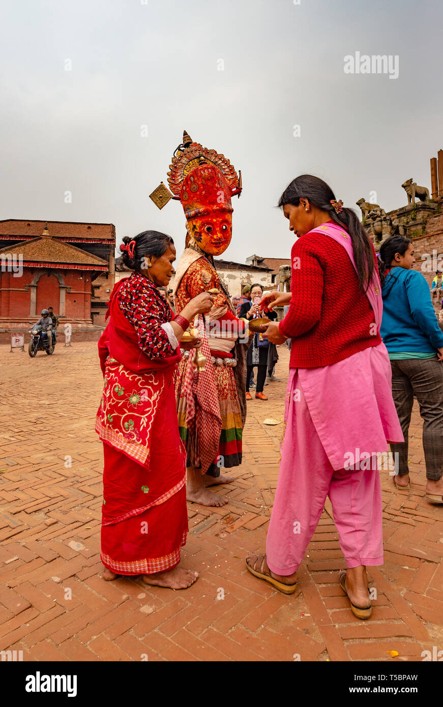 Traditional costume nepal hi-res stock photography and images - Alamy