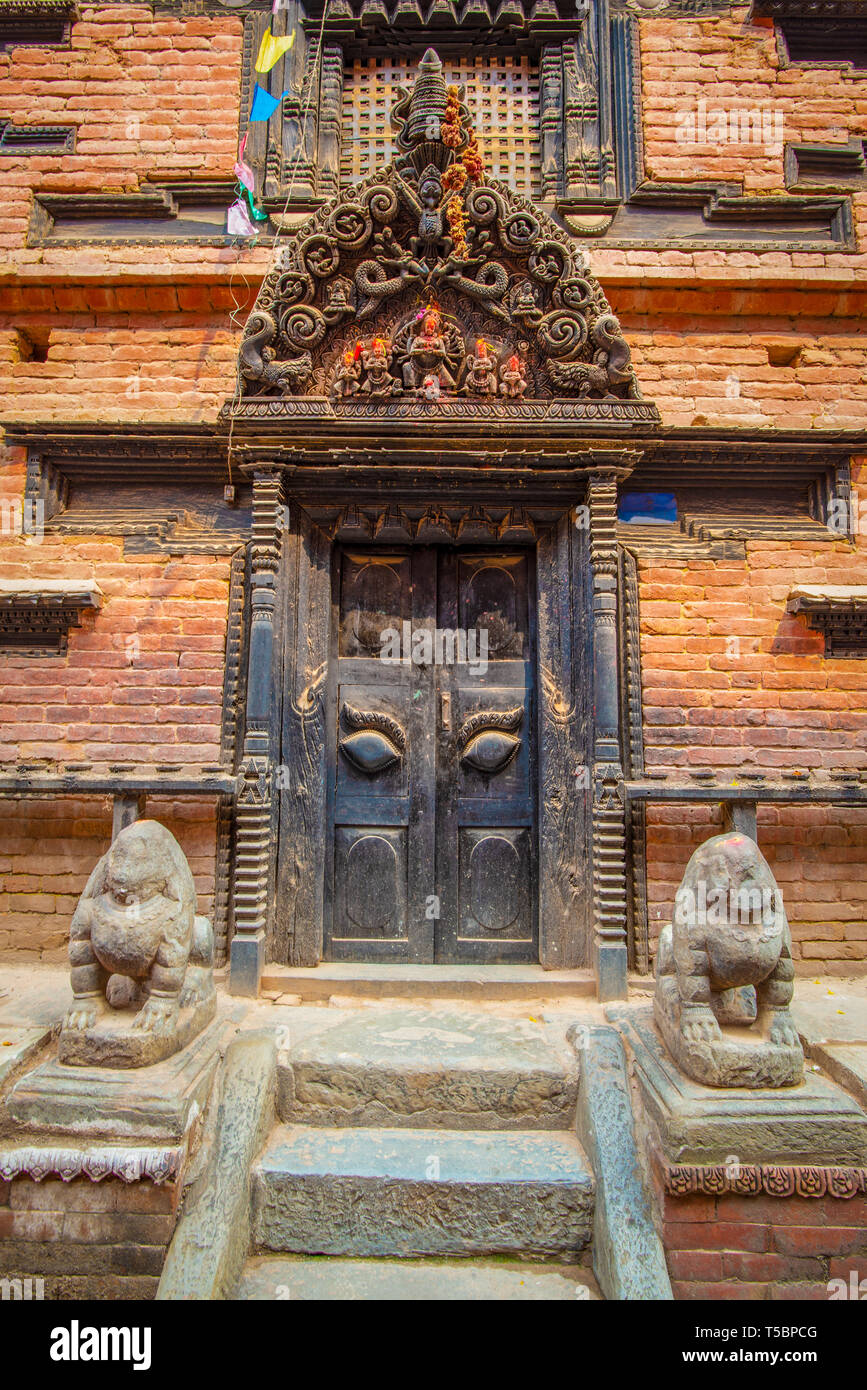 Newari door hi-res stock photography and images - Alamy