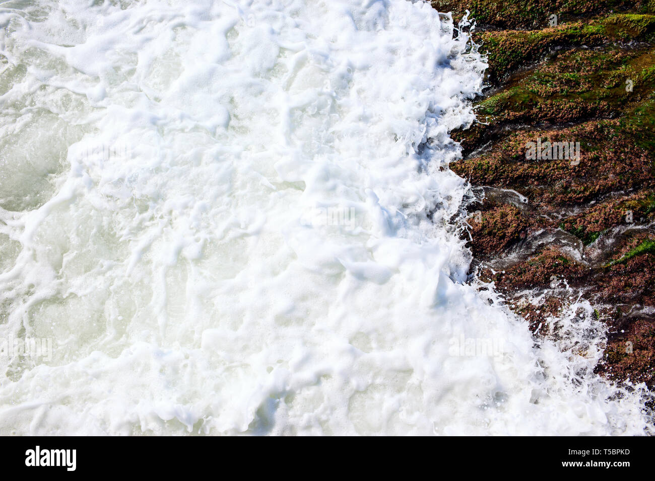 Wave sea foam hi-res stock photography and images - Alamy