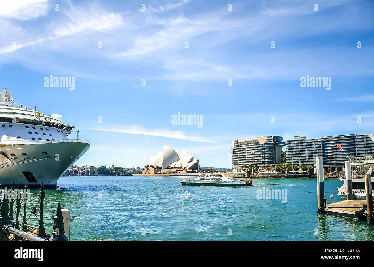 Circularquayview hi-res stock photography and images - Alamy