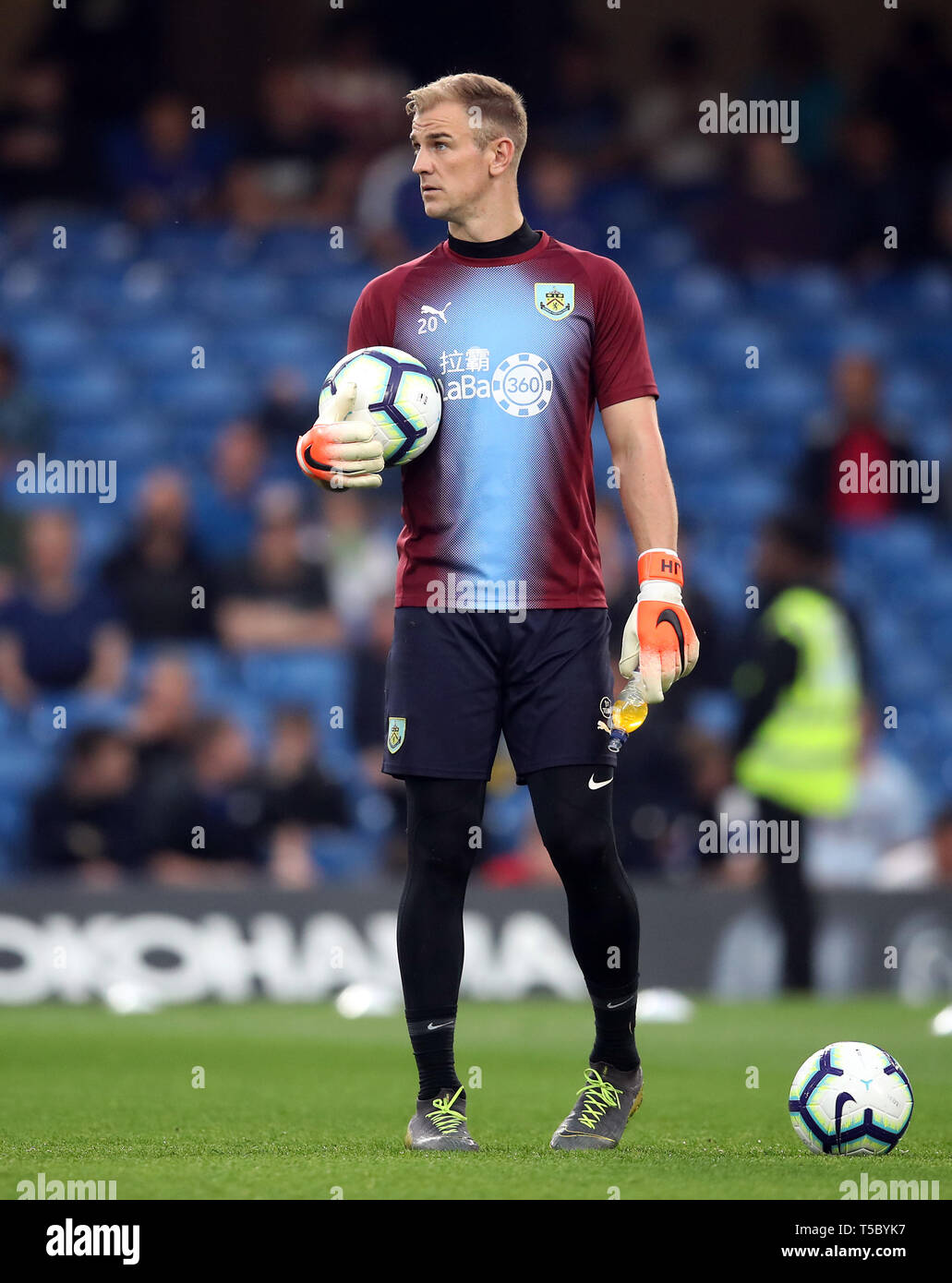 Burnley goalkeeper Joe Hart before the Premier League match at Stamford ...