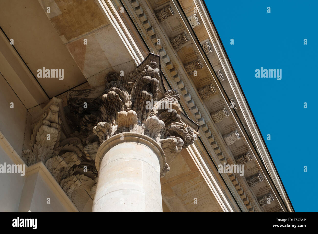 Corinthian architecture hi-res stock photography and images - Alamy