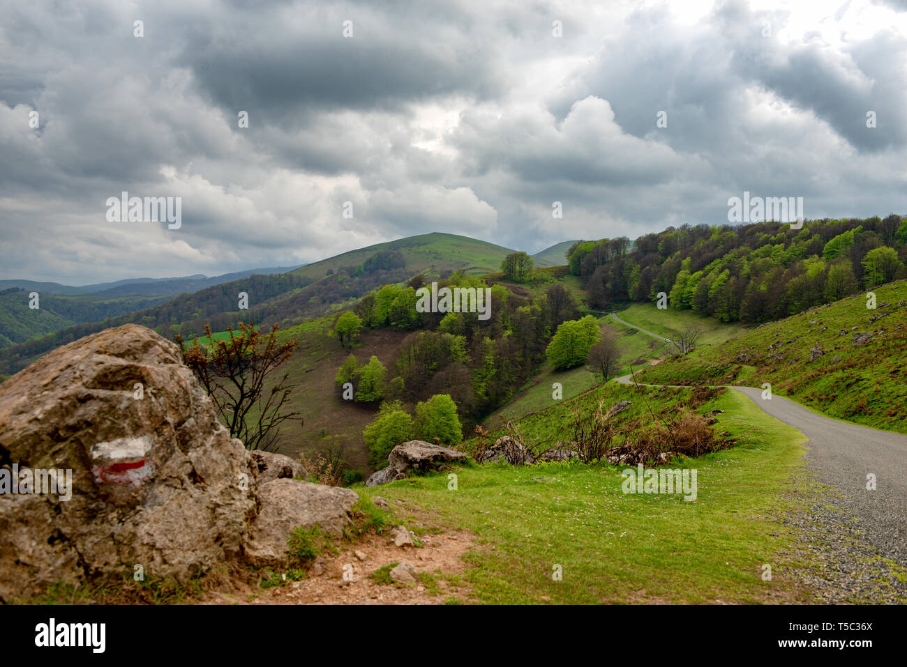 Pays basque mountains hi-res stock photography and images - Alamy