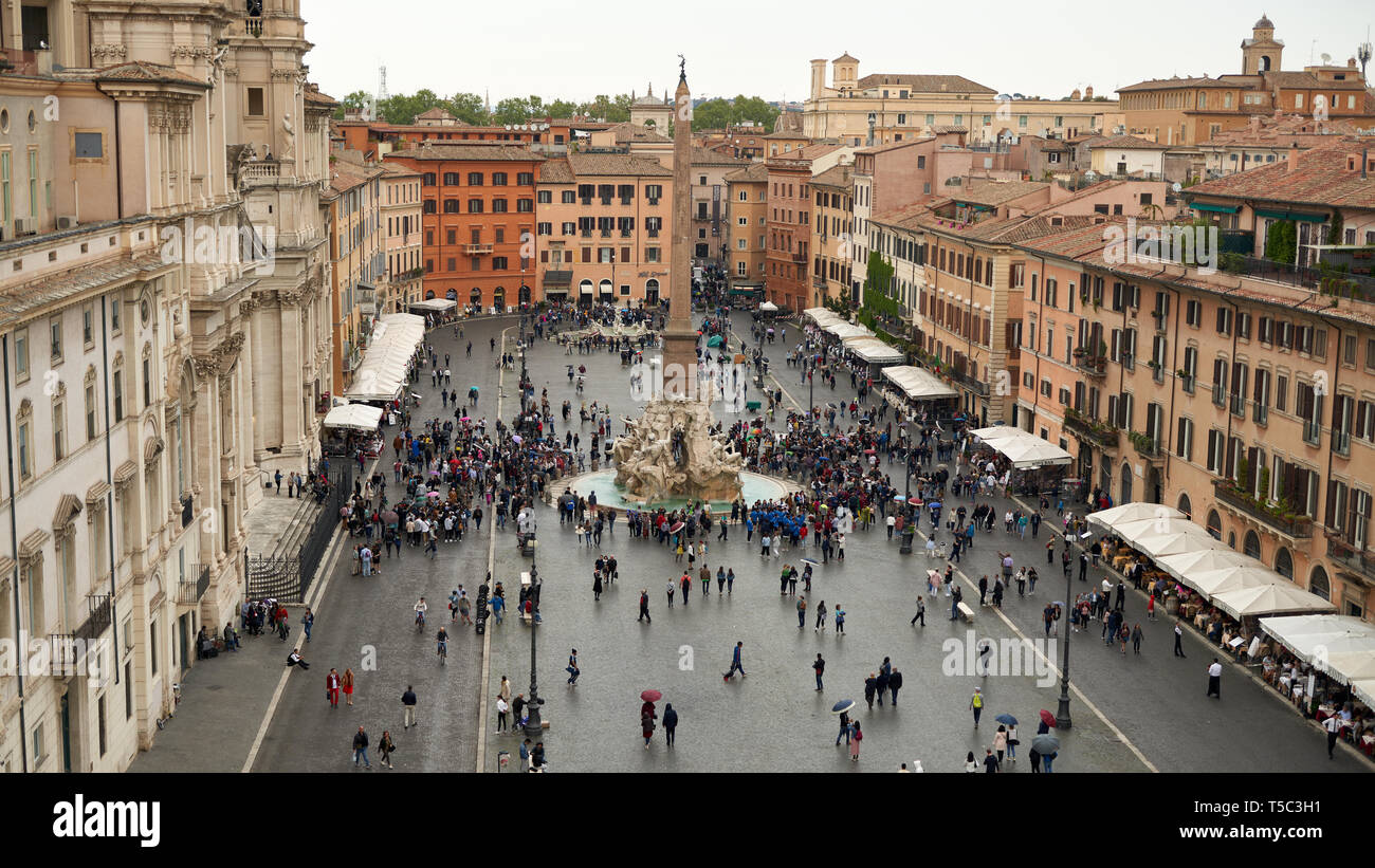 Rome, Italy - April 21, 2019: A stroll in Piazza Navona and via dei ...