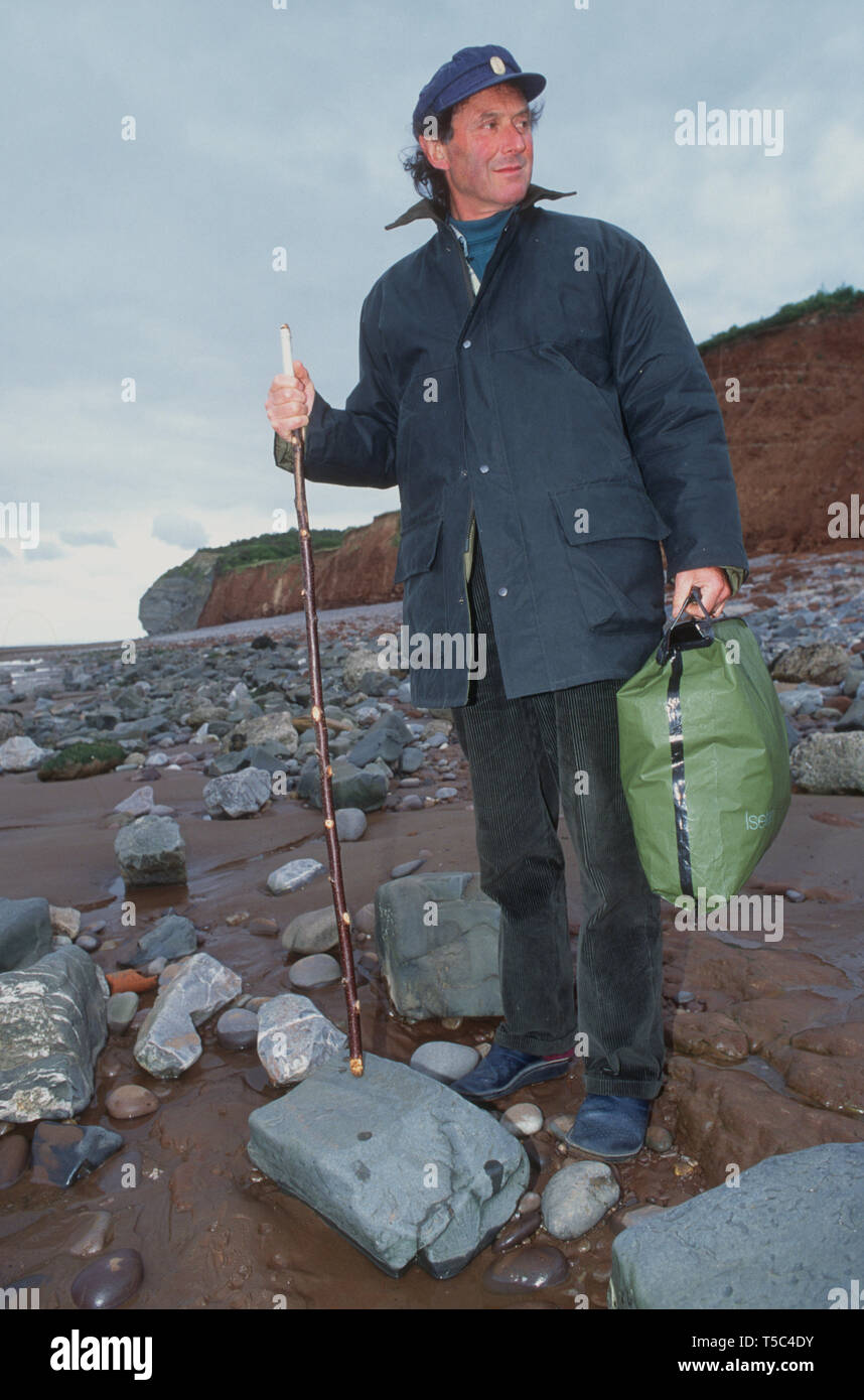 Beachcombing hi-res stock photography and images - Alamy