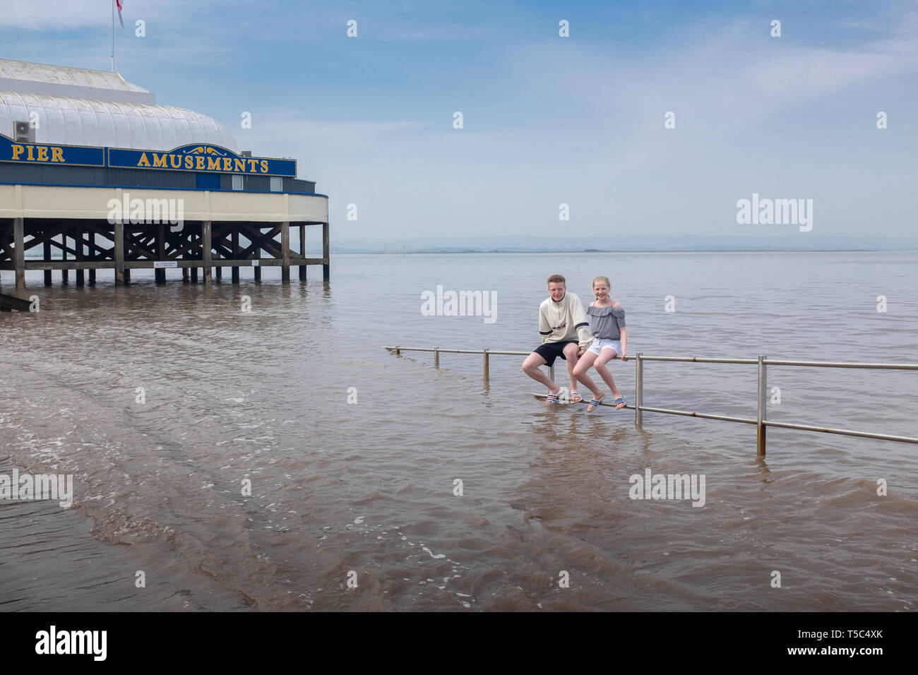 Burnham On Sea Beach High Resolution Stock Photography and Images - Alamy