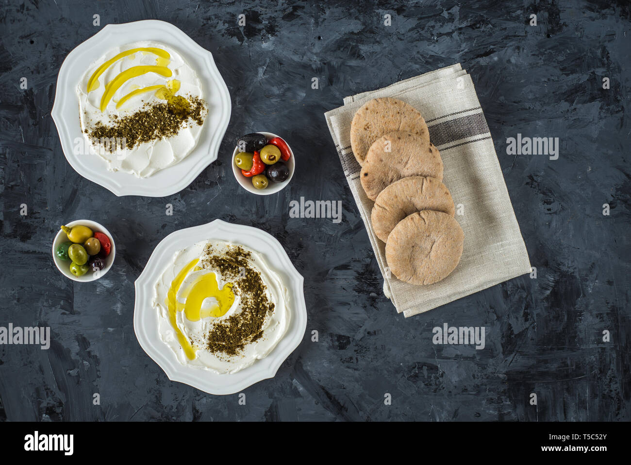 Labneh za'atar hi-res stock photography and images - Alamy