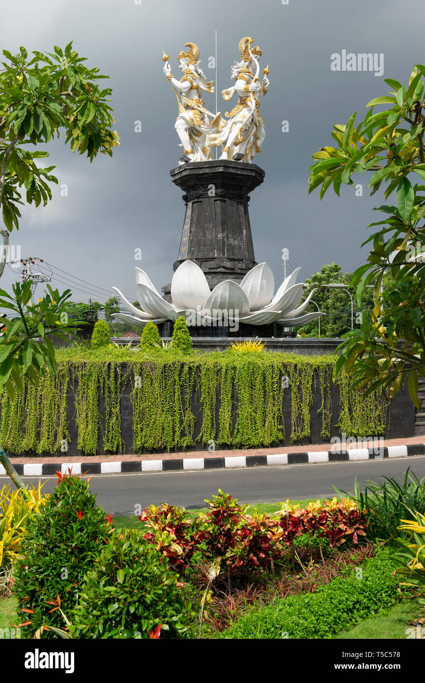 One of the many Hindu statues which decorate the roundabouts in ...