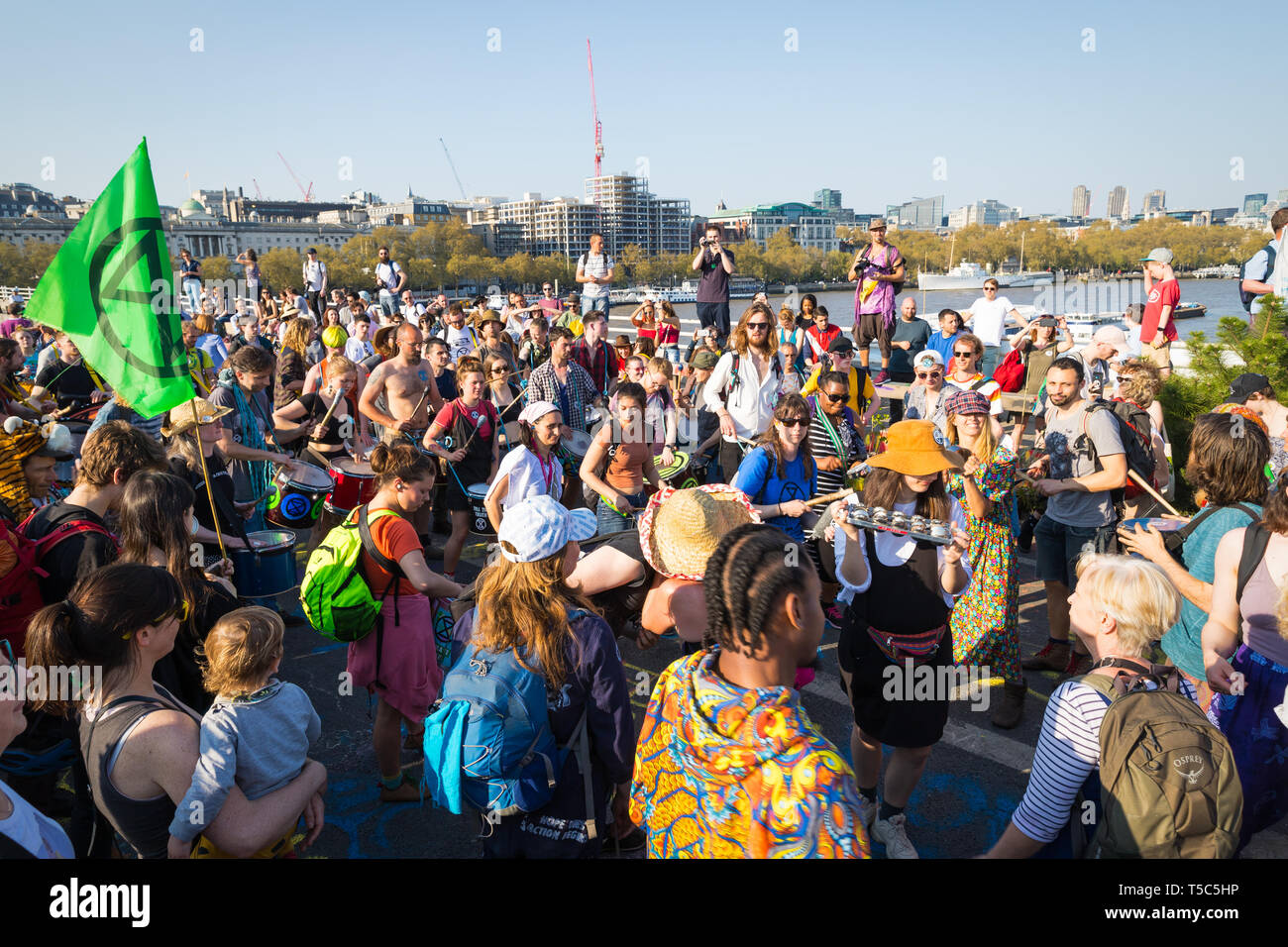 Extinction Rebellion protesters on Waterloo Bridge, London Stock Photo ...