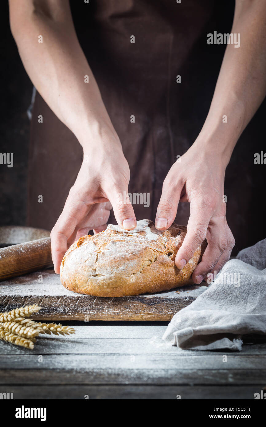 Man slaps hi-res stock photography and images - Alamy