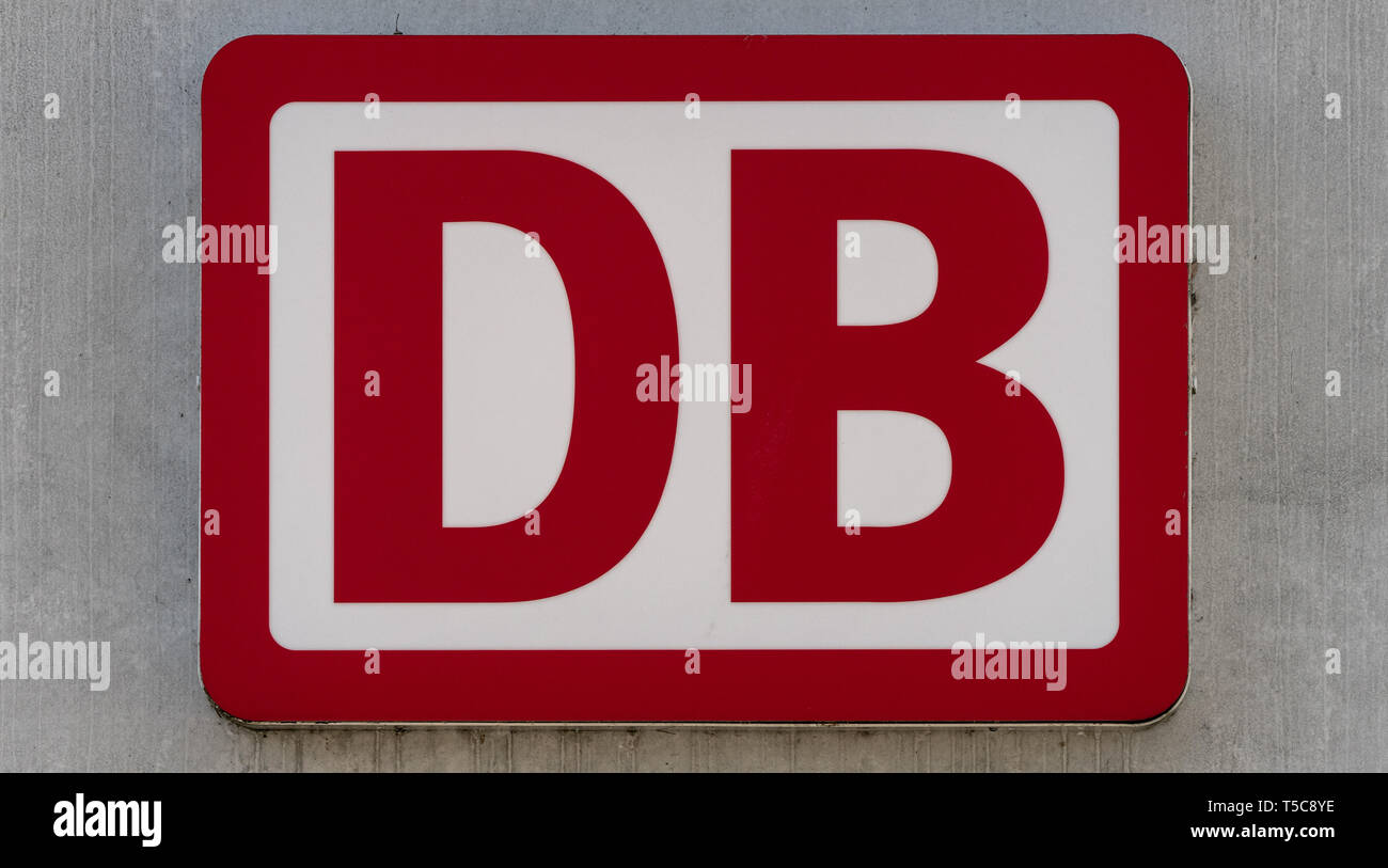 Db bahn logo hi-res stock photography and images - Alamy