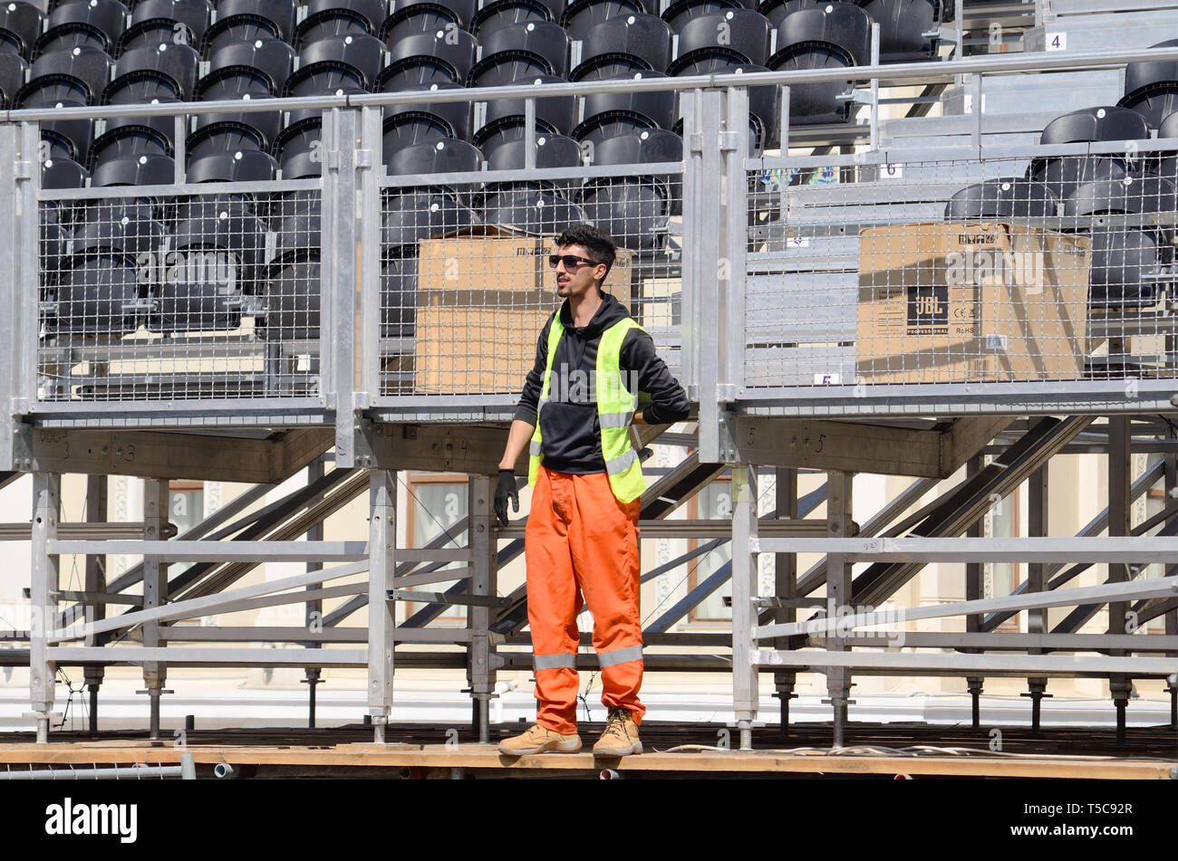 Spectator seats hi-res stock photography and images - Alamy
