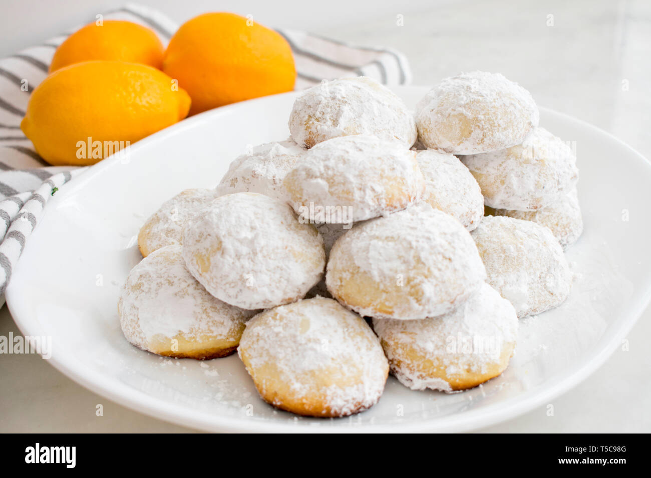 Meyer Lemon Greek Butter Cookies (Kourabiedes Stock Photo - Alamy