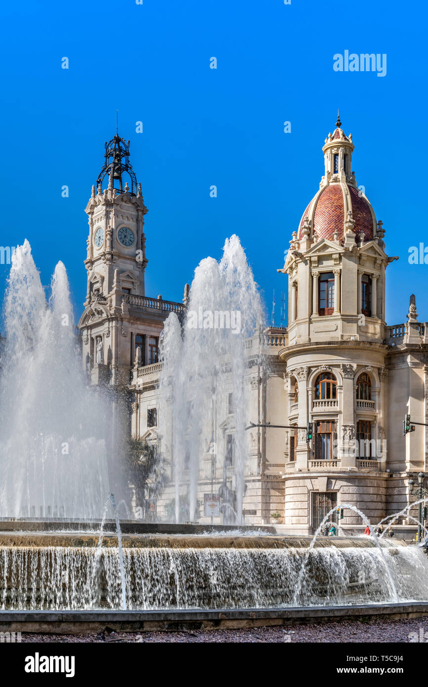 Valencia city hall building hi-res stock photography and images - Alamy