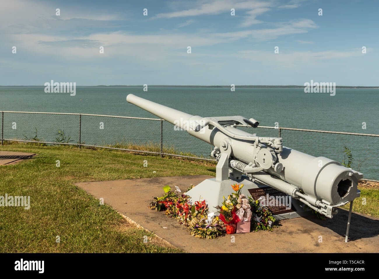 Darwin uss peary memorial hi-res stock photography and images - Alamy