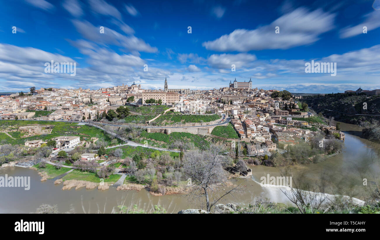 View toledo skyline hi-res stock photography and images - Alamy