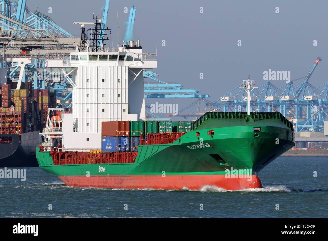Small container ship hi-res stock photography and images - Alamy