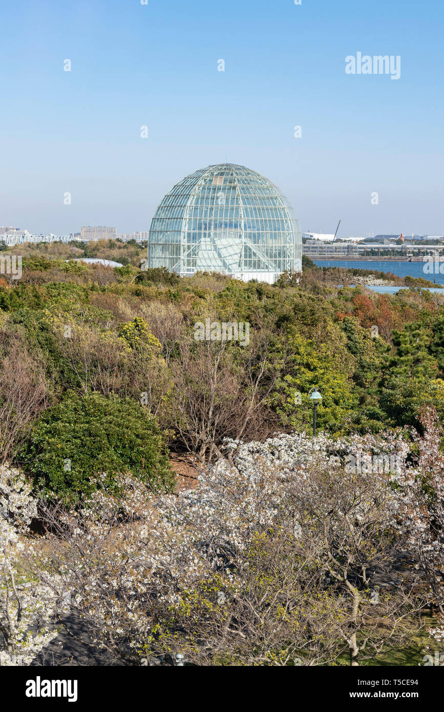 Kasai Rinkai Park, Tokyo Sea Life Park, view from Crystal View, Edogawa ...