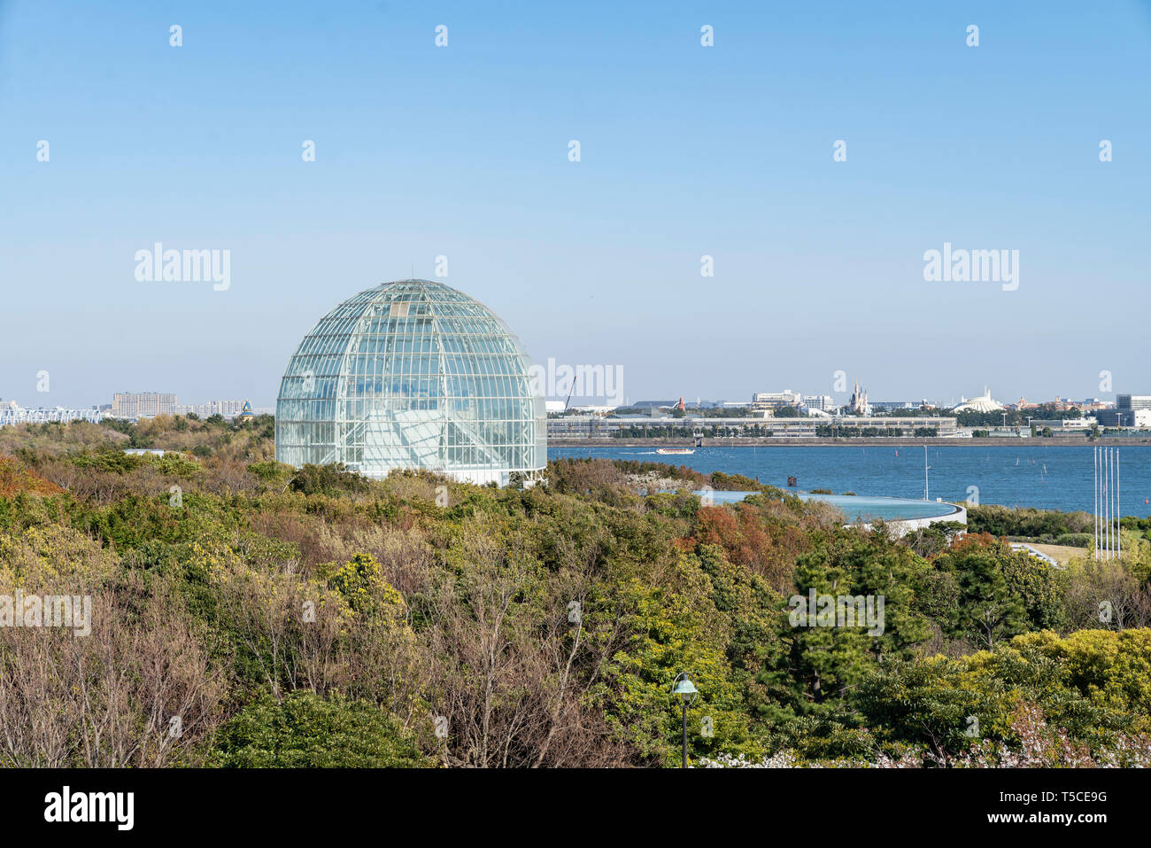 Kasai Rinkai Park, Tokyo Sea Life Park, view from Crystal View, Edogawa ...