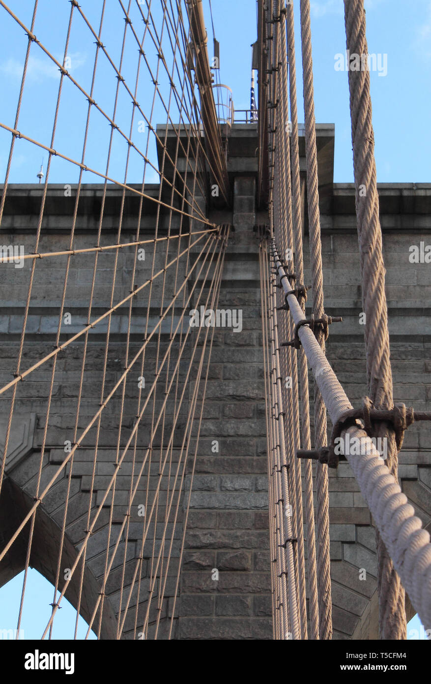 Brooklyn bridge close up hi-res stock photography and images - Alamy