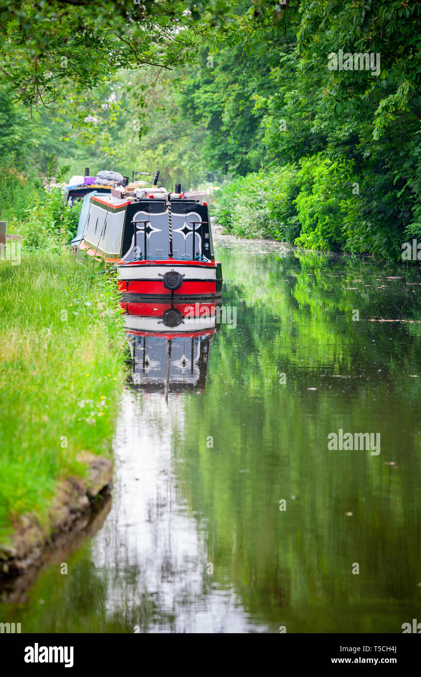 Oxford canal landscape hi-res stock photography and images - Alamy