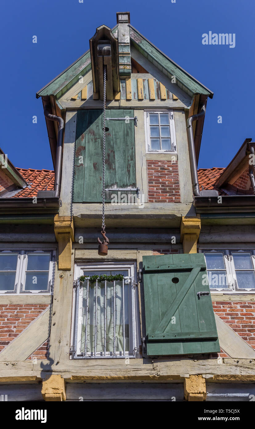 Old hoist house hi-res stock photography and images - Alamy
