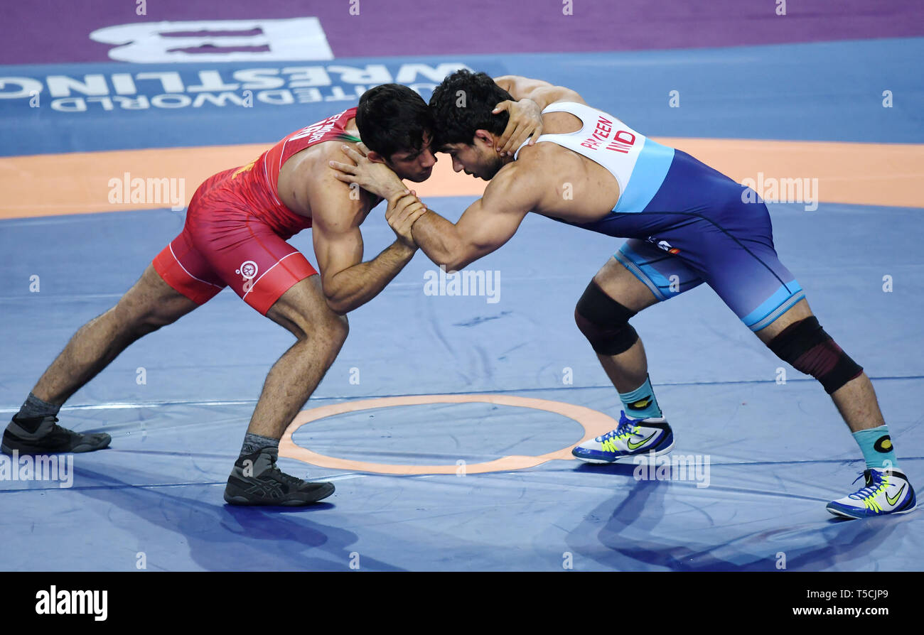 (190423) -- XI'AN, April 23, 2019 (Xinhua) -- Bahman Mohammad Teymouri ...