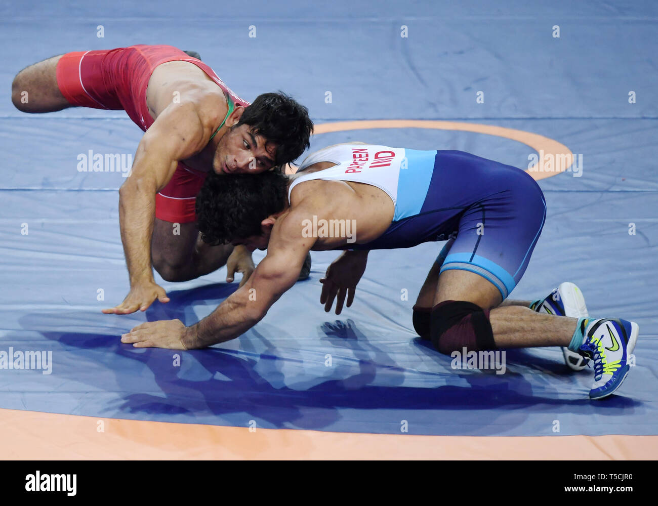 (190423) -- XI'AN, April 23, 2019 (Xinhua) -- Bahman Mohammad Teymouri ...