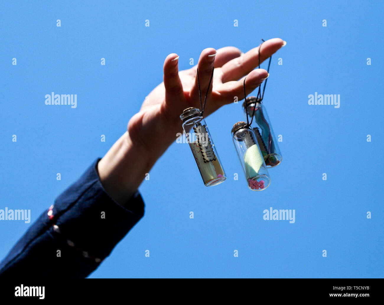 Tossed by the sea hi-res stock photography and images - Alamy