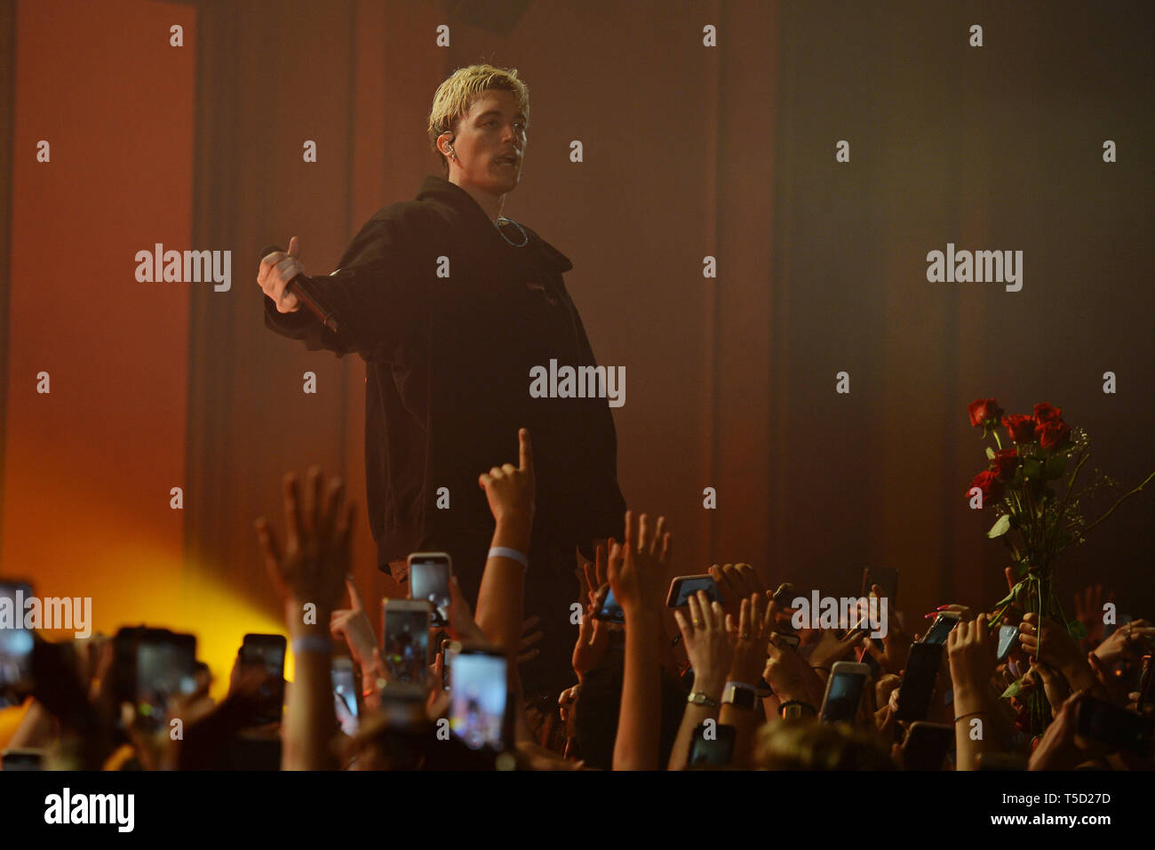 Lany singer hi-res stock photography and images - Alamy