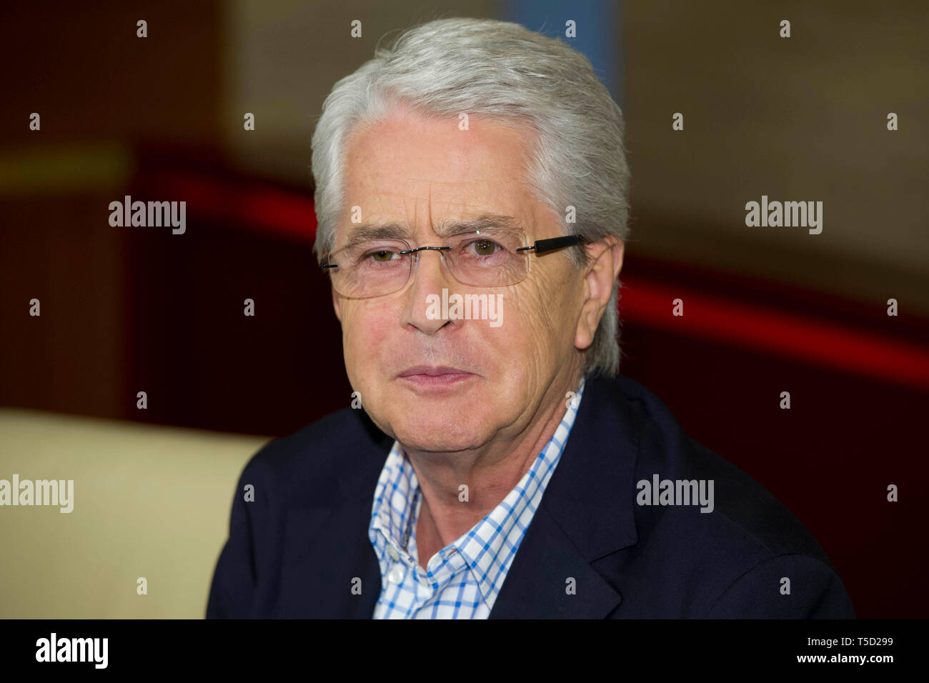 09 10 2012 hi-res stock photography and images - Alamy