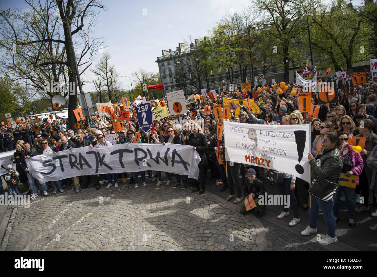 Warsaw, Mazowieckie, Poland. 24th Apr, 2019. A crowd of protesting ...
